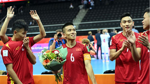 Bóng đá Việt Nam một năm nhìn lại: Sứ mệnh chuyển đổi và hội nhập ...