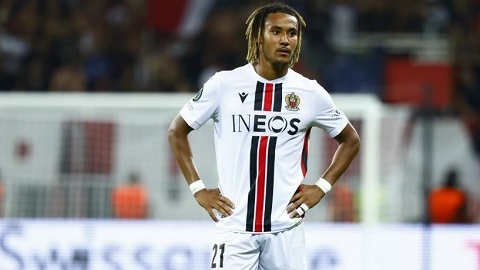 Cầu thủ tự tử hụt Alexis Beka Beka của Nice đã trầm cảm trong nhiều ...