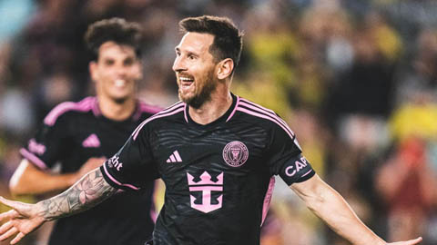 Top 10 Vua sút phạt: Ronaldo kém xa Messi - Bongdaplus.vn