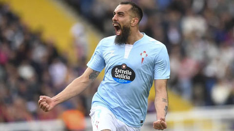 Borja Iglesias, gã râu ria lập hat-trick vào lưới Barca là ai ...