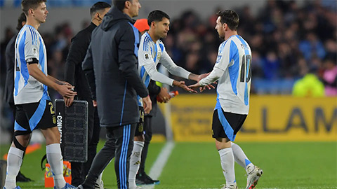 Messi yêu cầu được thay ra khi Argentina thua trận: Sự đối nghịch với ...