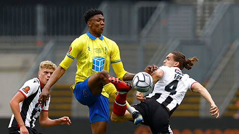 Nam Định có tiền đạo cao bậc nhất thế giới - Bongdaplus.vn